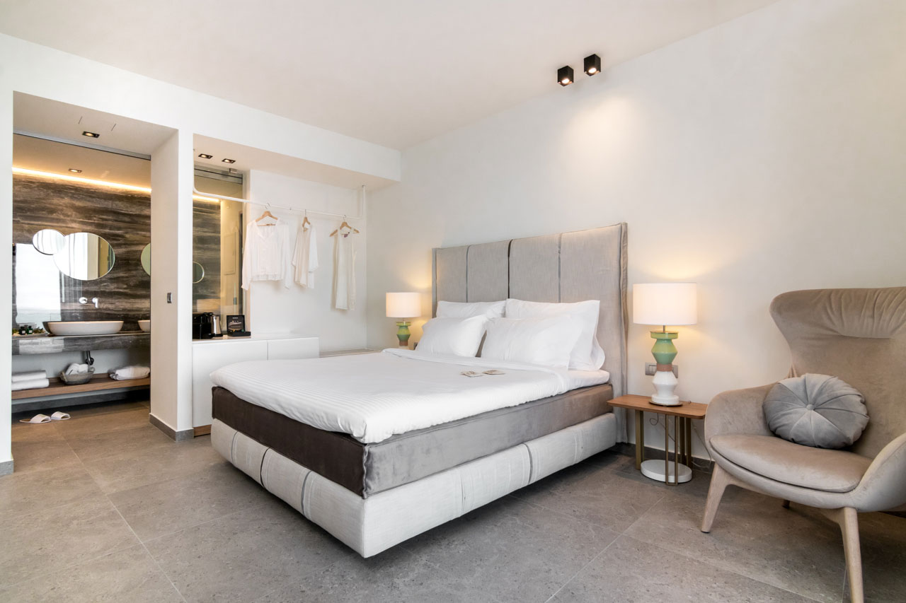 Suite with Private Pool (Mystique) - 360 Luxury View Collection